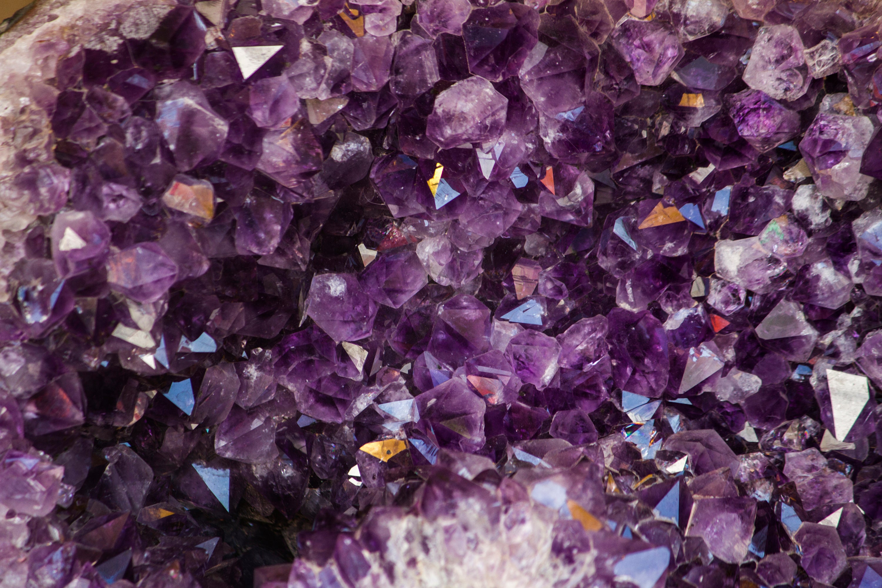Real Amethyst vs Fake Amethyst: Key Tips for Authentic Gemstones ...